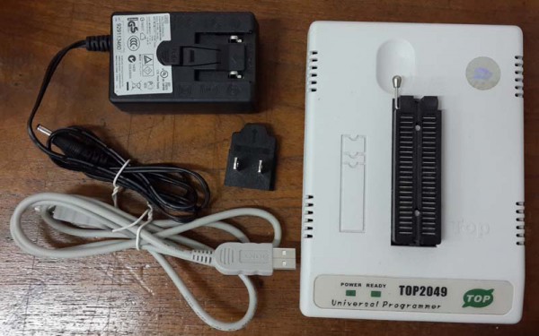 Universal Programmer TOP 2049 – Elektrologi